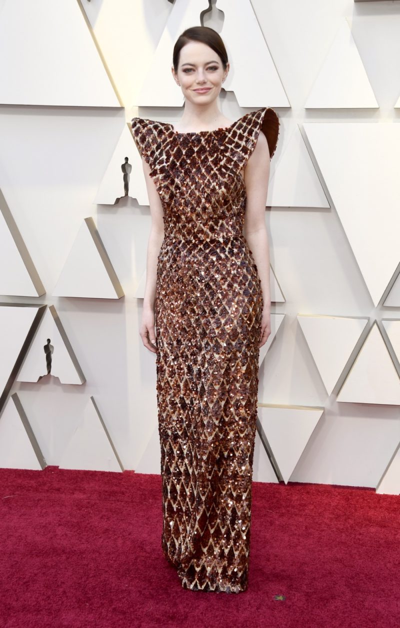 Willem Dafoe made Emma Stone slap him 20 times while filming And ...