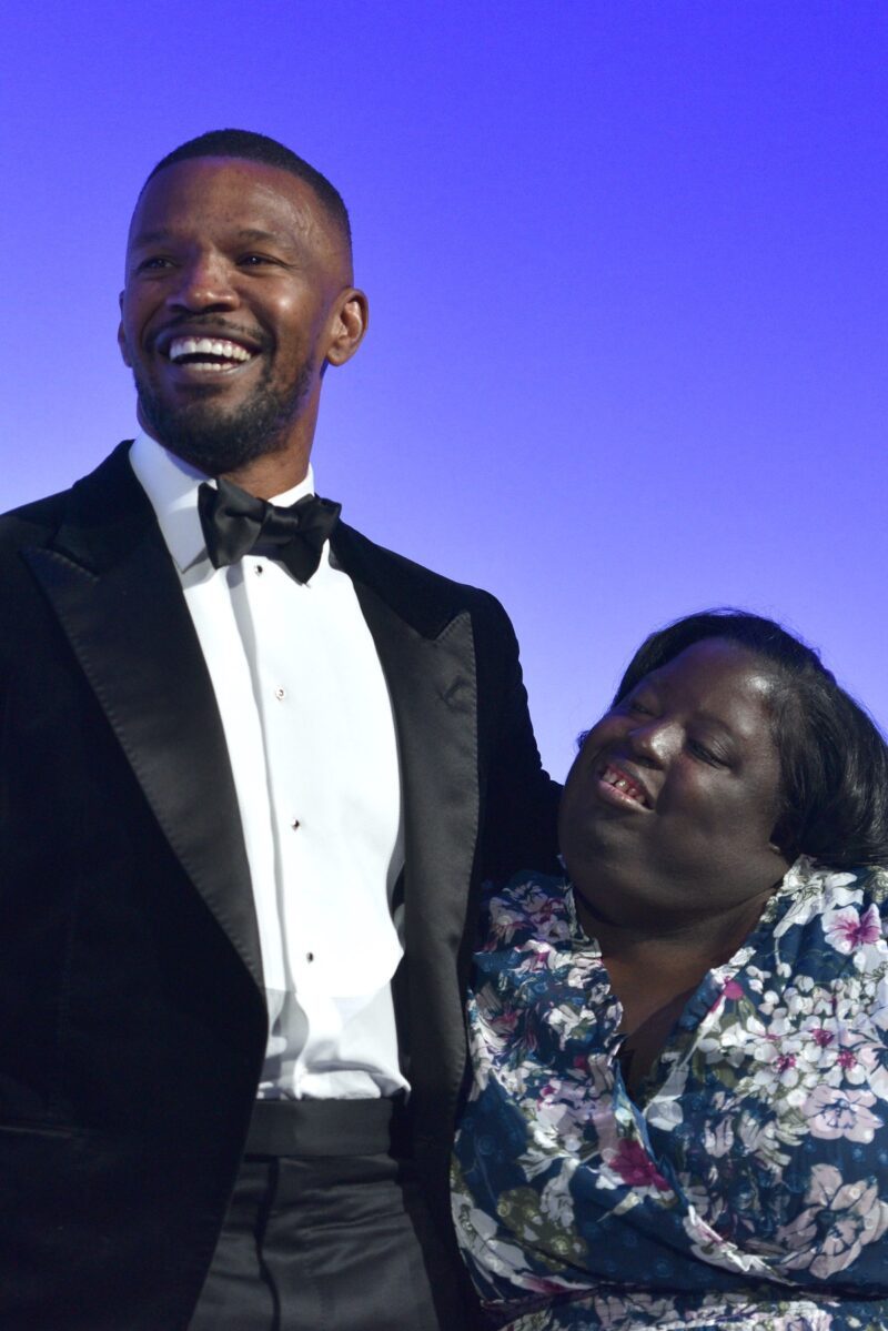 Jamie Foxx Honors Sister DeOndra Dixon Who Died At 36 With Moving ...