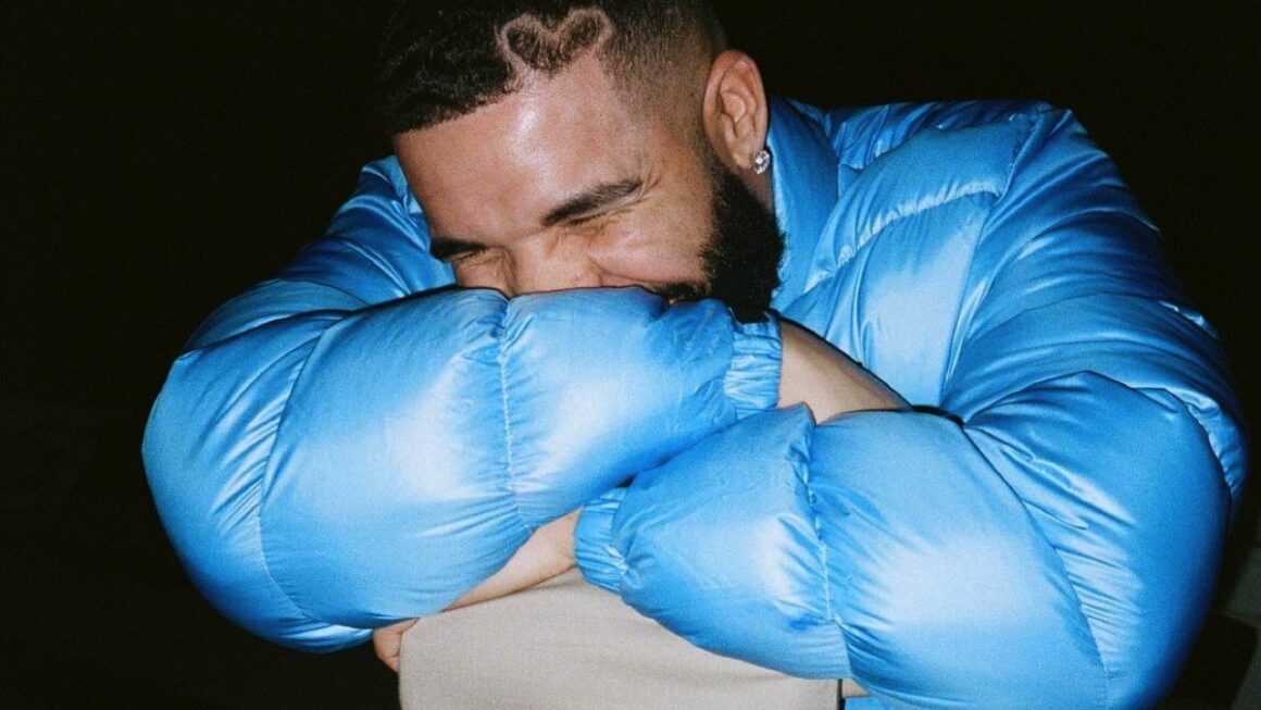 Drake's new 'loverboy' haircut — PHOTO – Socialite Life