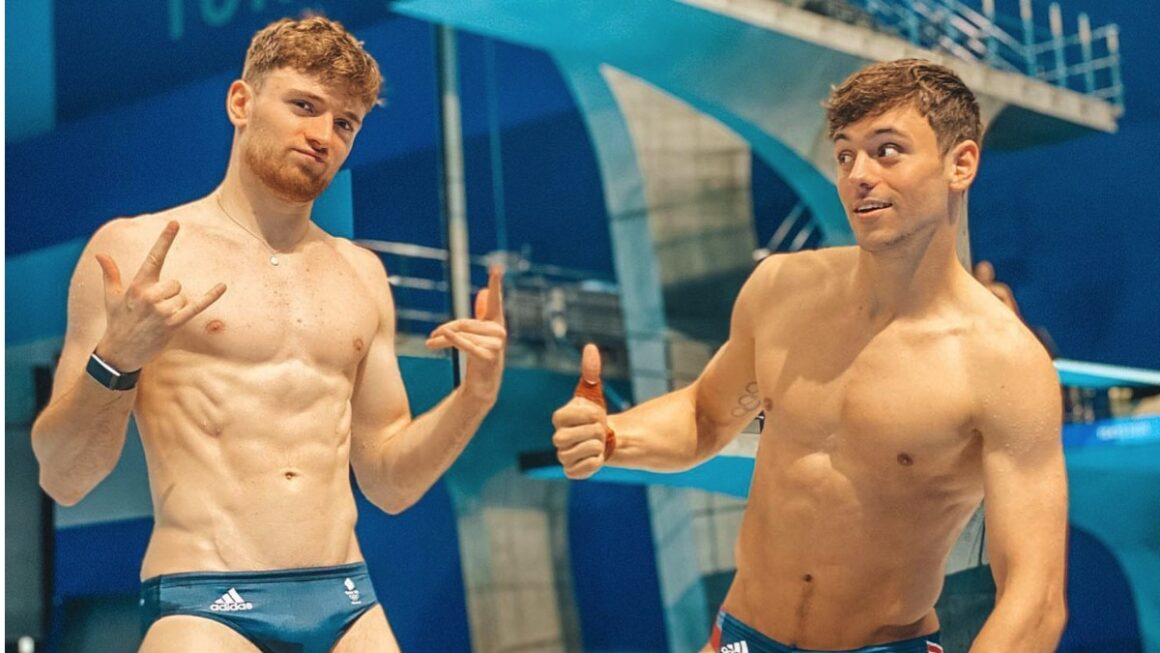 Matty Lee, Tom Daley, Justin Theroux, and more Insta Snaps – Socialite Life
