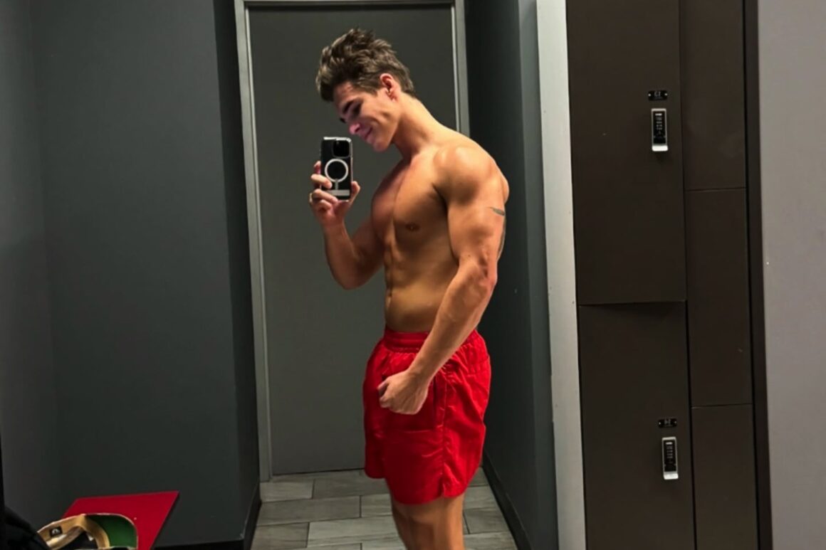 Meet Instagram Hottie Max Emerson – Socialite Life