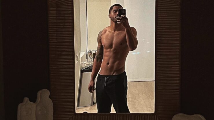 Rome Flynn, Dylan Efron, Jeffrey Bowyer Chapman, Paul Forman, and more ...