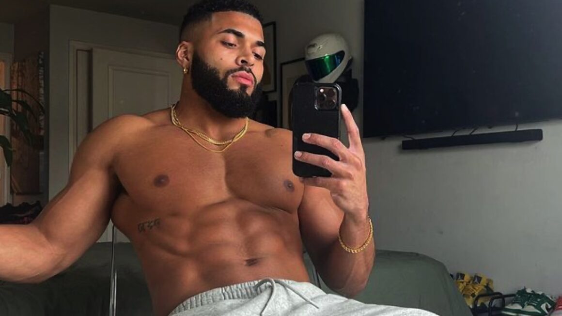 Meet Instagram hottie Johnny Middlebrooks – Socialite Life