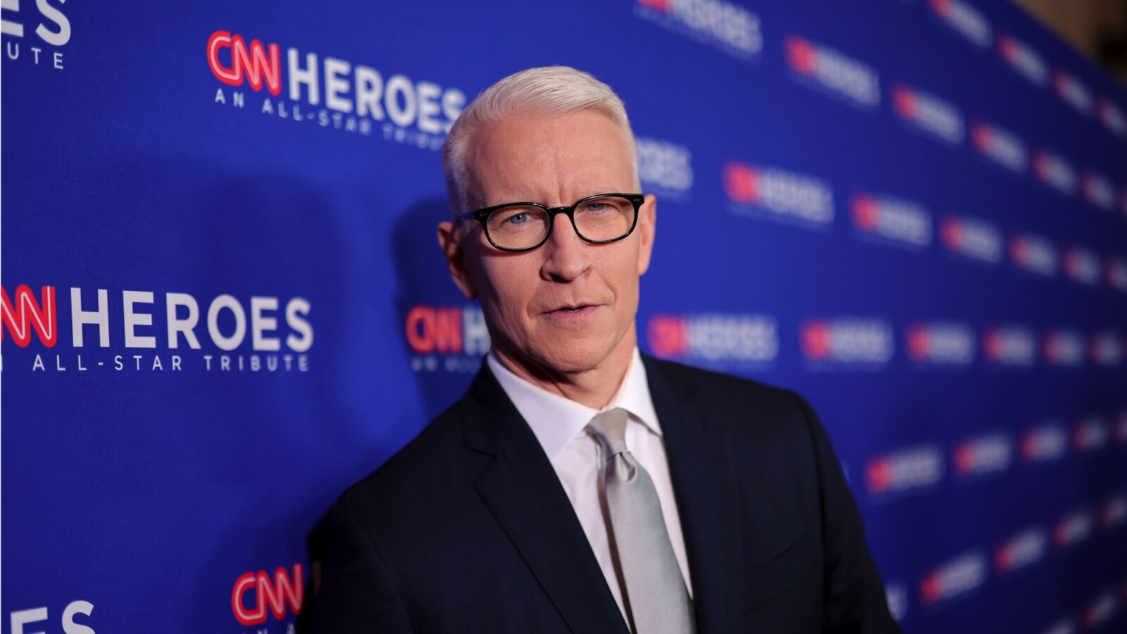 Anderson Cooper slammed after 'scolding' audience for criticizing ...