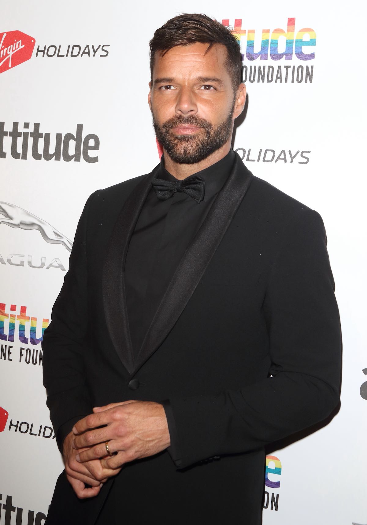 Ricky Martin Says His Dad Encouraged Him to Come Out As Gay – Socialite ...