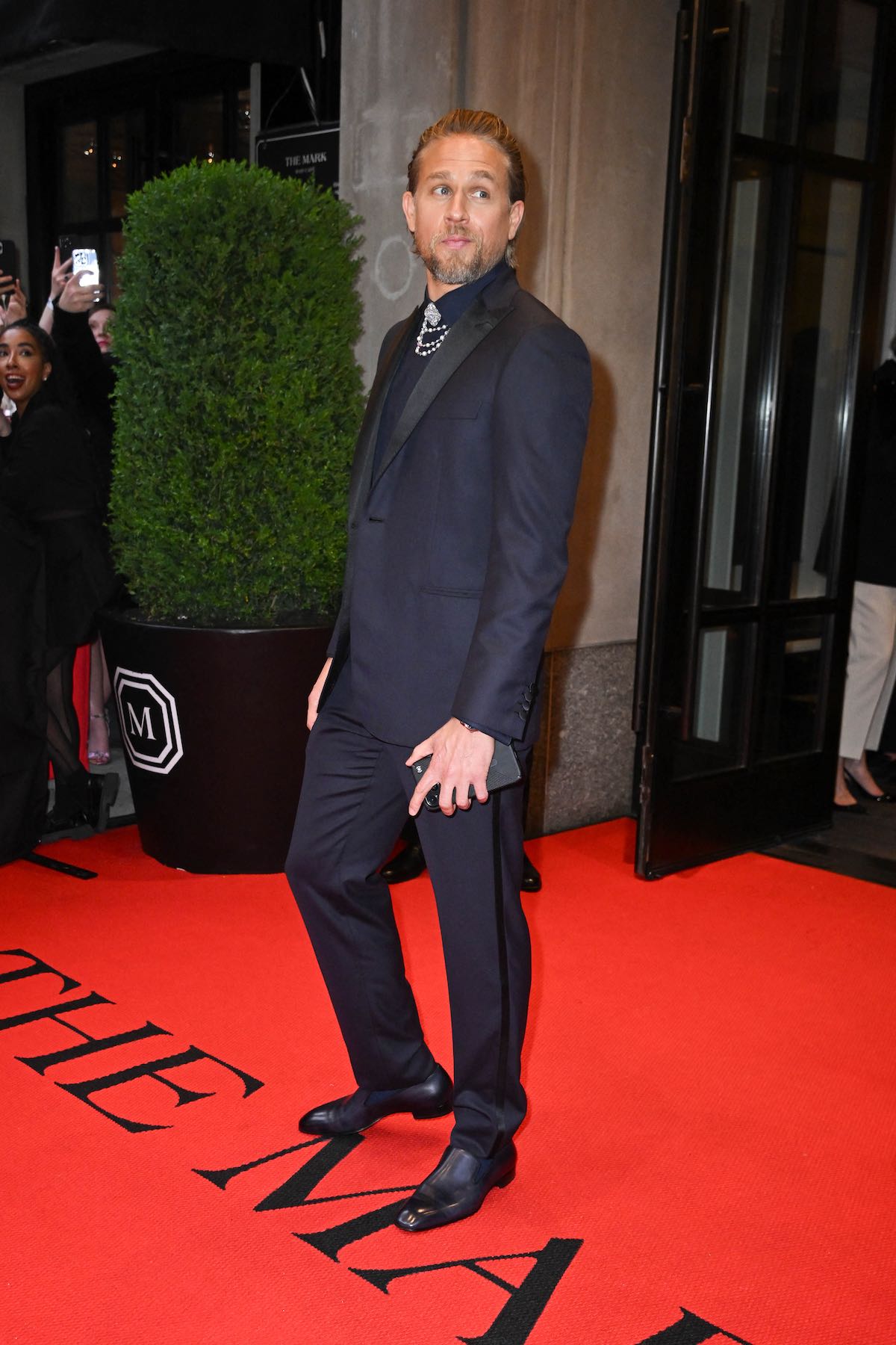 Celeb Snaps: Jared Leto, Charlie Hunnam, Doja Cat, and More – Socialite ...