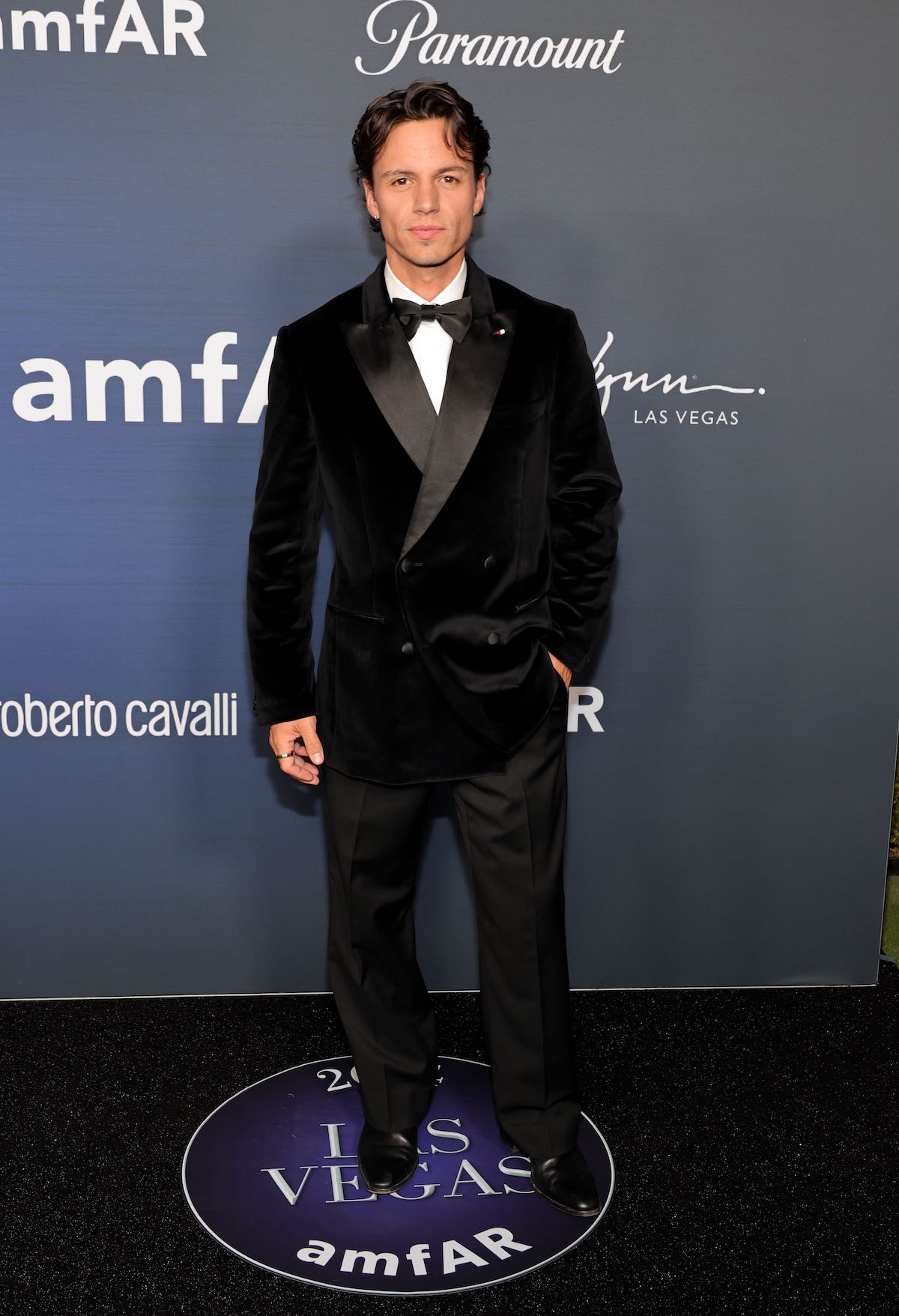Celeb Snaps — Flavor Flav, Kaley Cuoco, Idris Elba, Dwayne Johnson, and ...