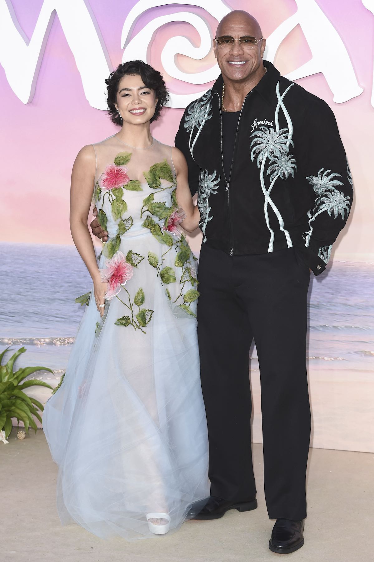 Celeb Snaps — Flavor Flav, Kaley Cuoco, Idris Elba, Dwayne Johnson, and ...