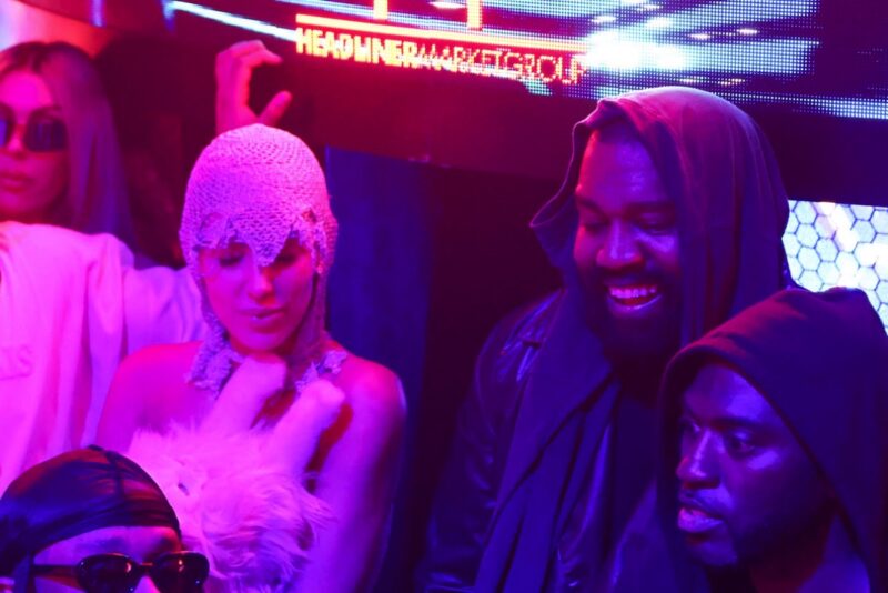 Socialite Life – Pop Culture Shaken, Not Stirred