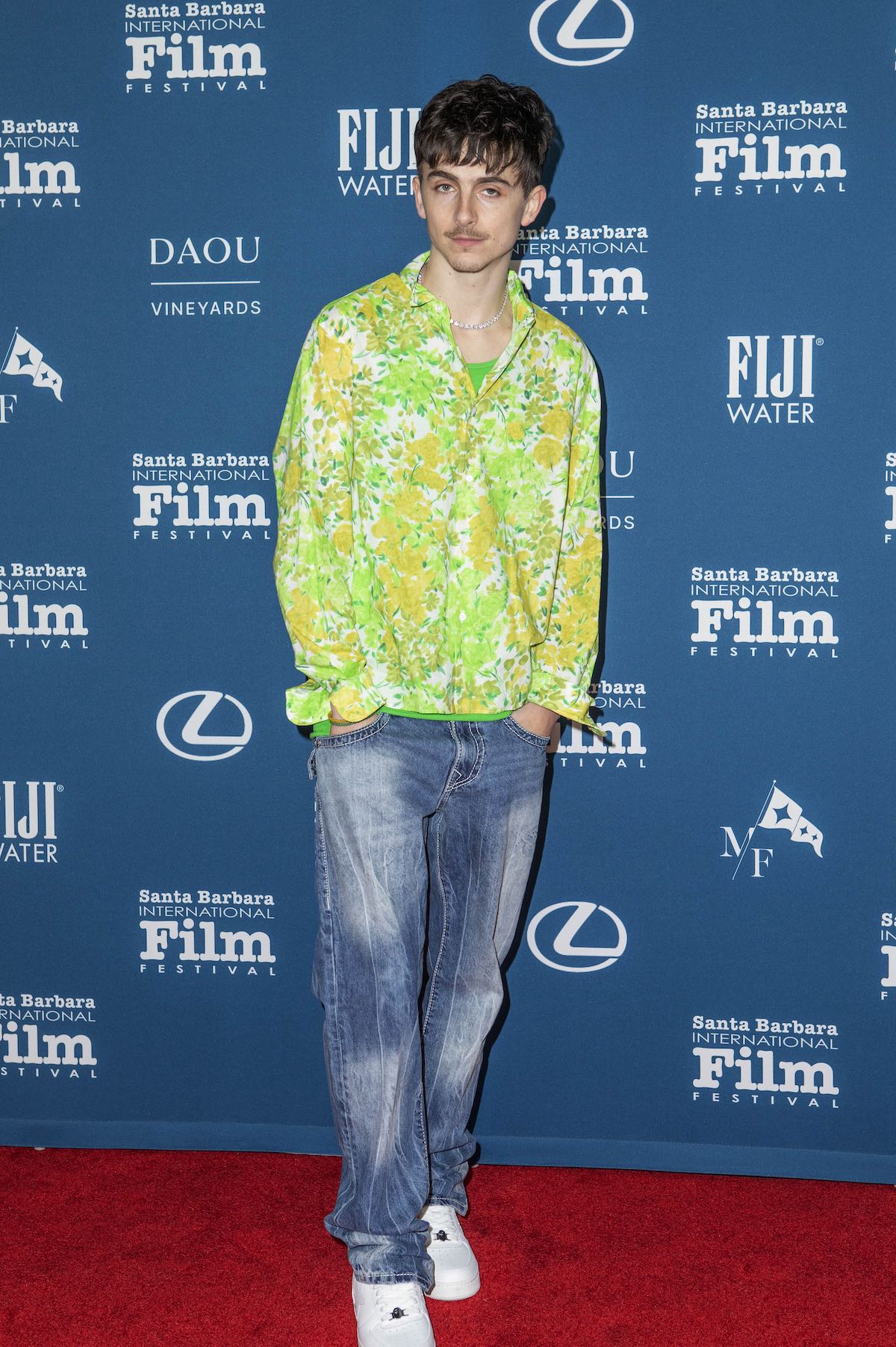 Celeb Snaps — Timothée Chalamet, Josh Brolin, Jennifer Lawrence, Evan ...