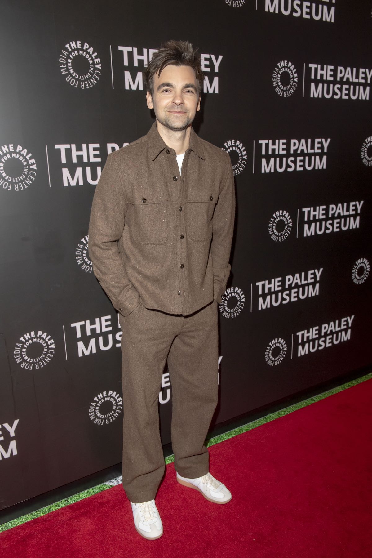 Celeb Snaps: Nicholas Alexander Chavez, Matt Bomer, Tyra Banks, Millie ...