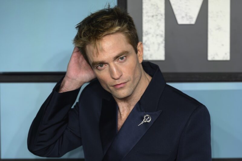 Socialite Life – Pop Culture Shaken, Not Stirred