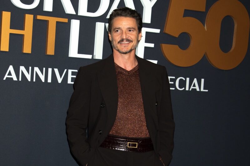 Socialite Life – Pop Culture Shaken, Not Stirred
