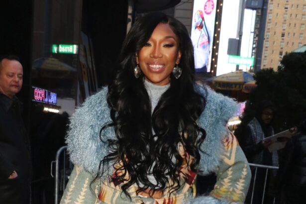 Brandy explains why she left Monica to finish Chicago concert alone ...
