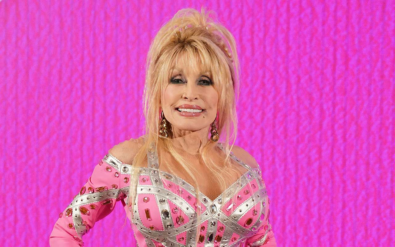 Dolly Parton sets the record straight: "I ain't dead yet!" – Socialite Life