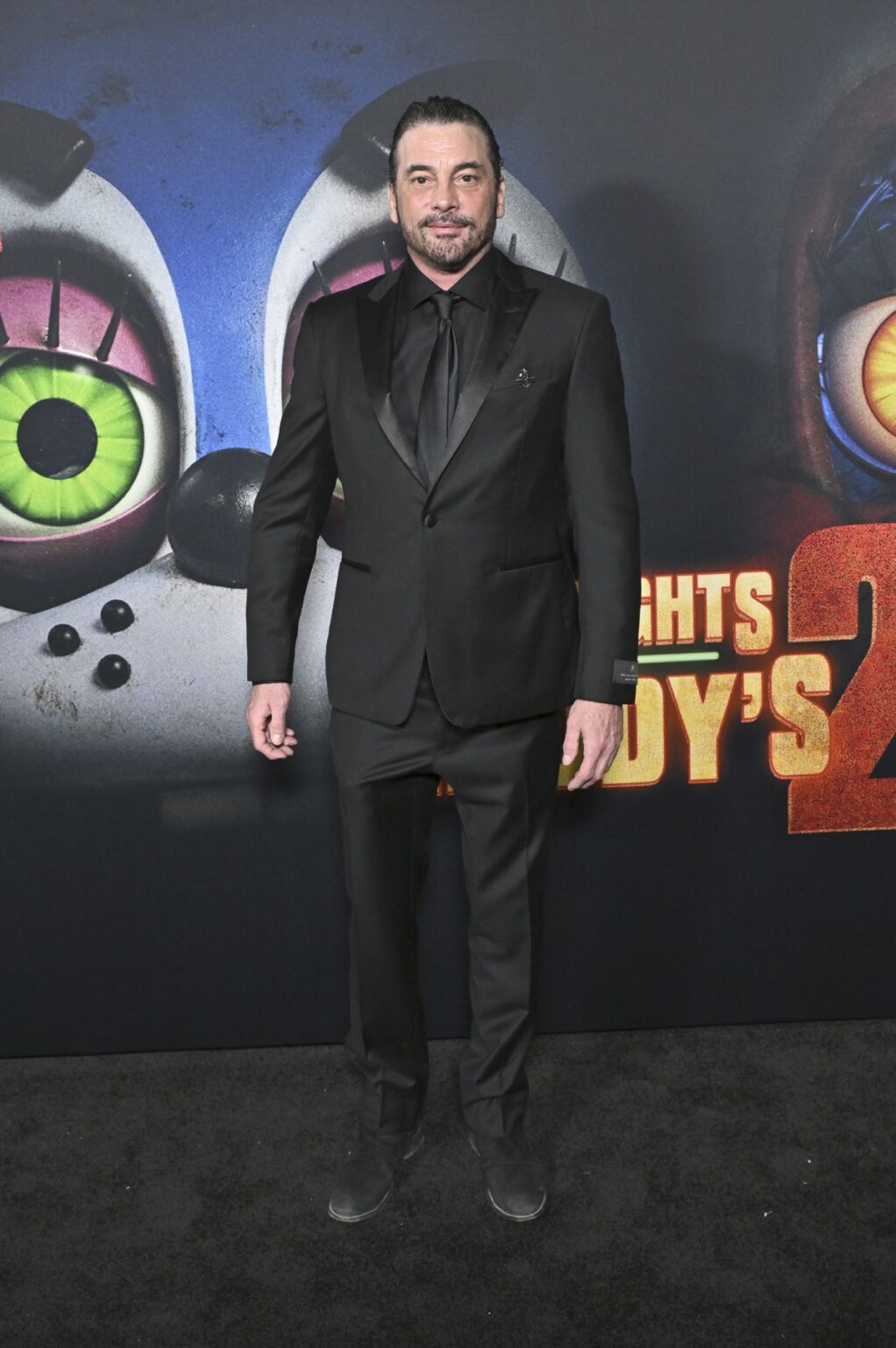 Celeb Snaps: Josh Hutcherson, Michele Morrone, Alex Moffat, Michelle ...