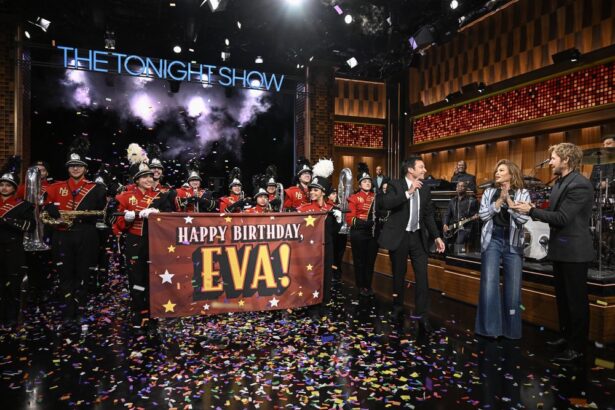 Ryan Gosling Surprises Eva Mendes With Live Birthday Spectacle on The ...