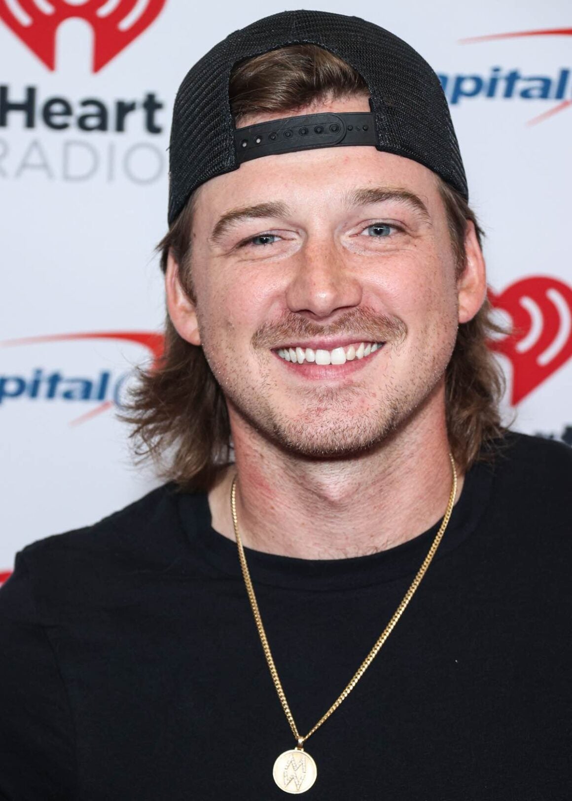 Morgan Wallen Flips Piano Onstage After Equipment Malfunction Derails ...